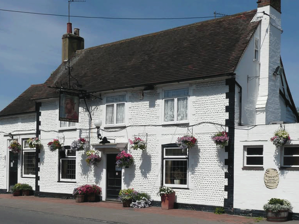Kings Head Cacklebury - Traditional Pub in Hailsham, East Sussex